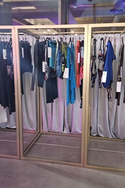 Posh Show - Poshmark